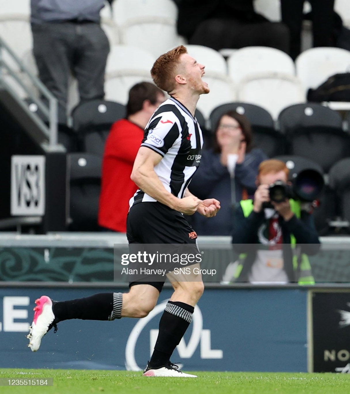 Wolves-owned Connor Ronan scores for St Mirren against Rangers