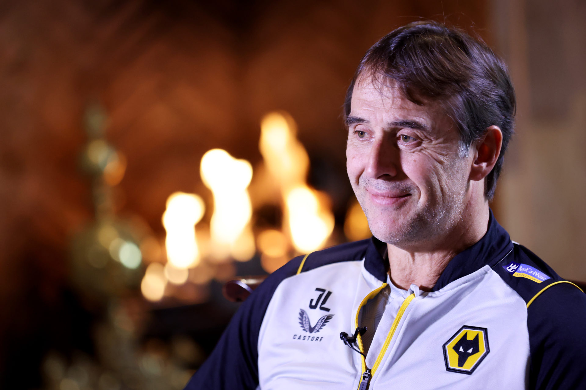 Molineux legend Steve Bull wants Wolves to ditch back four