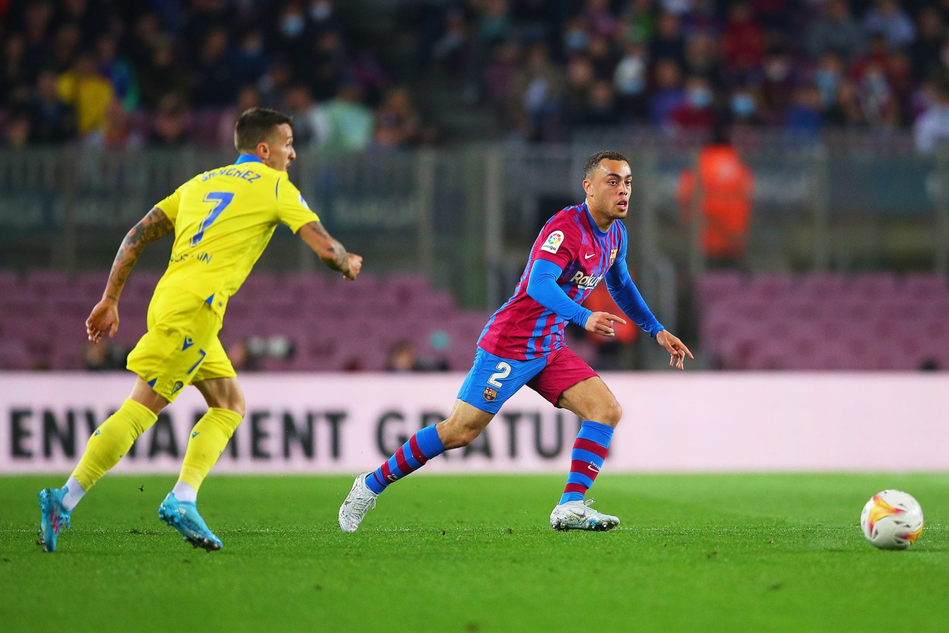 Wolves transfer news: Wanderers eyeing Barcelona full-back Sergino Dest