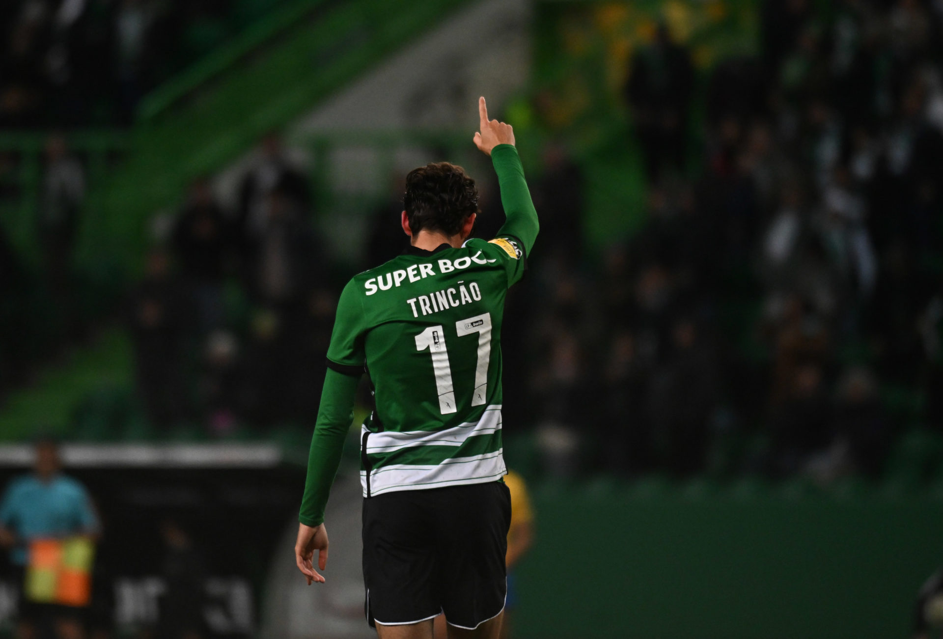 Former Wolves defender Fernando Marcal hails Francisco Trincao