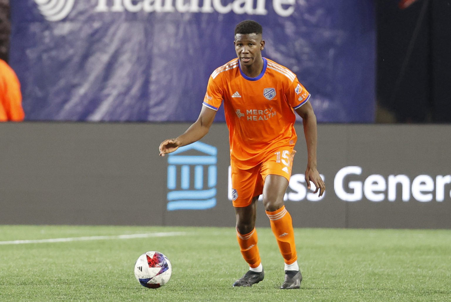 Wolves youngster Yerson Mosquera earns call-up to Colombia national ...