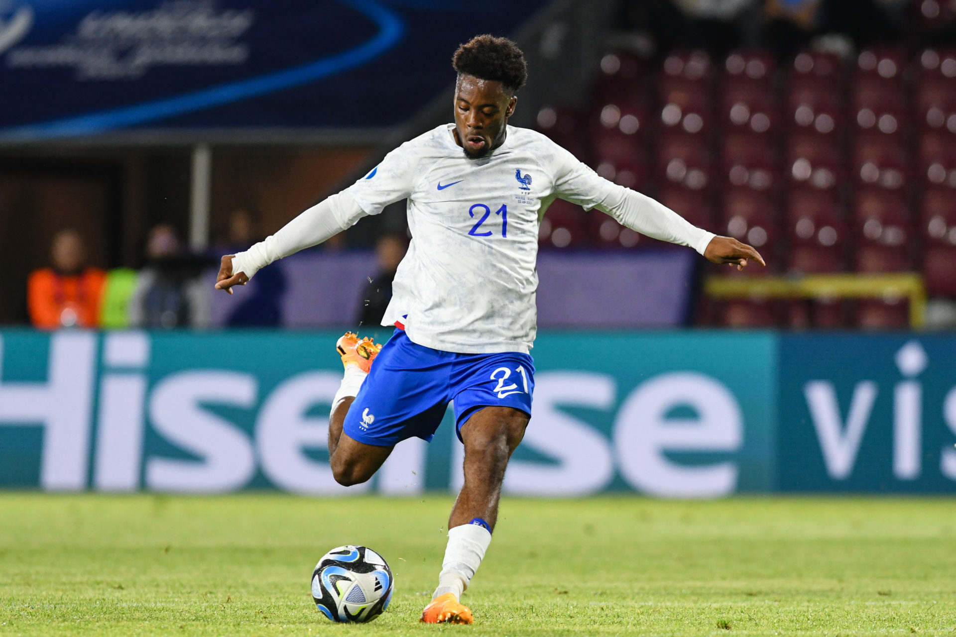 Wolves' hopes look over as Italian giants see £30m star as 'dream' signing