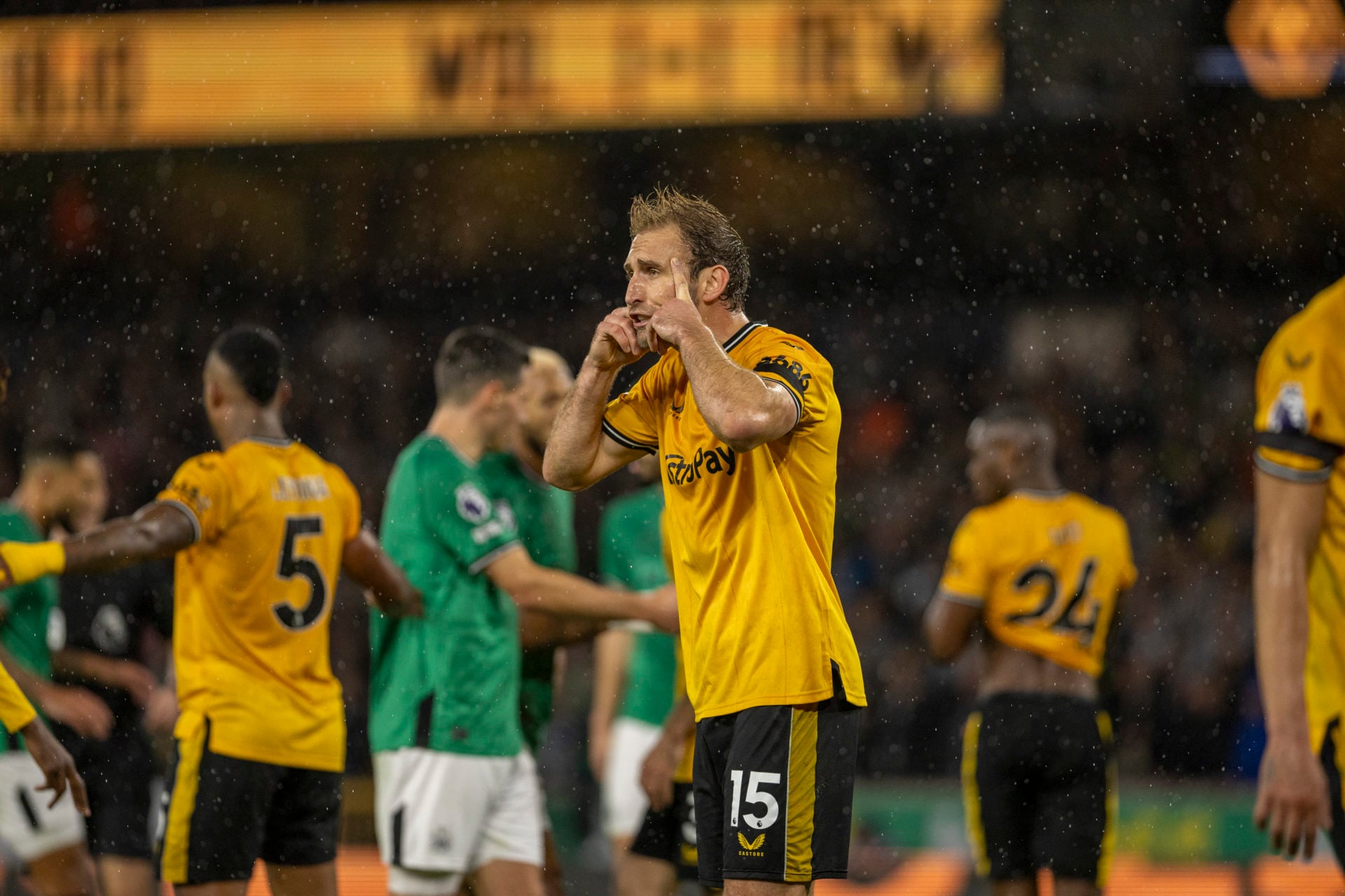 'Magic': Craig Dawson blown away by what 24-year-old Wolves player did ...