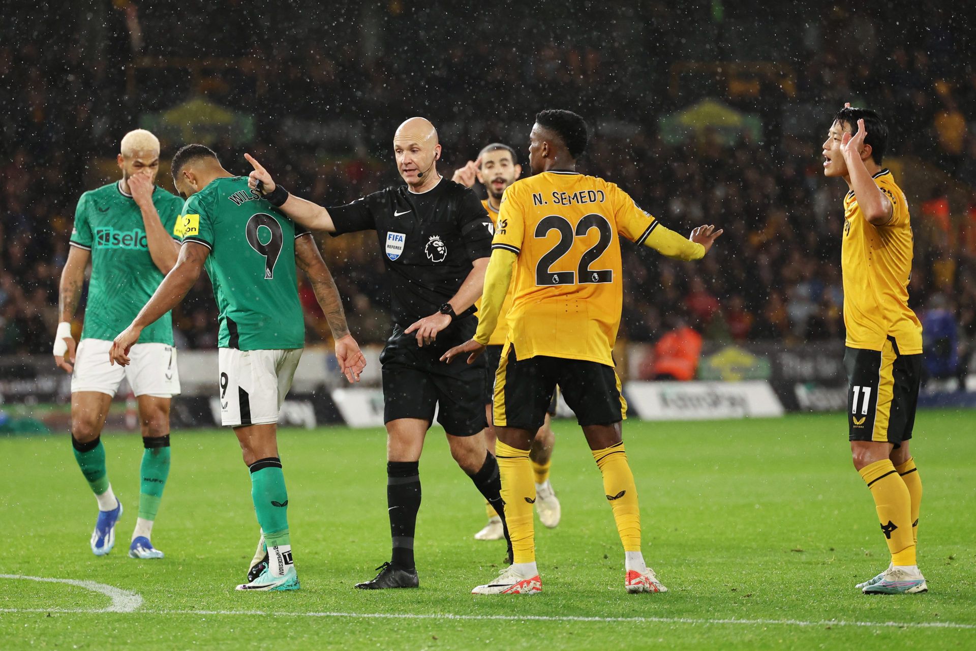 'Just astonishing': Sky pundit simply cannot believe Wolves vs ...