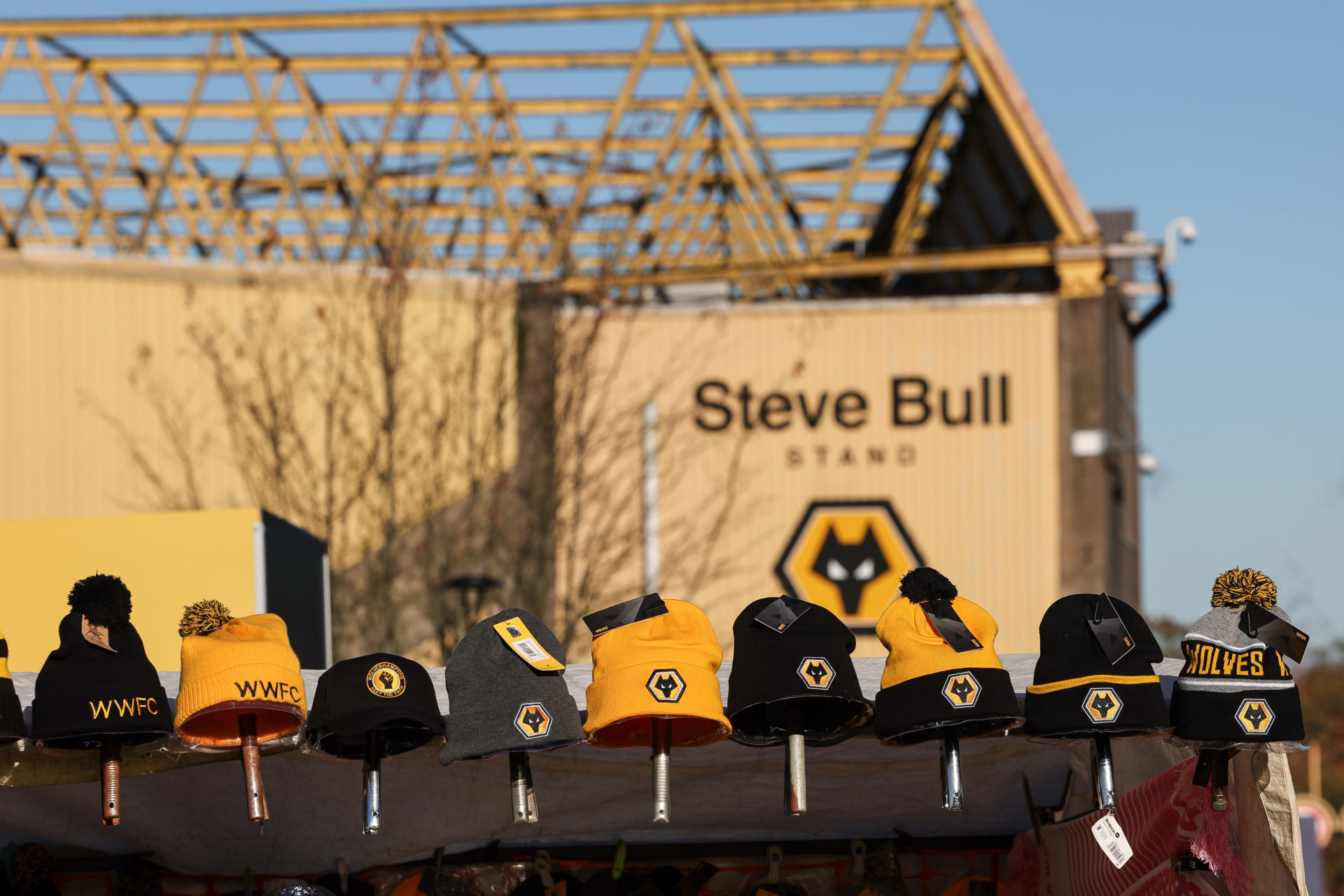 Richard Walker lauds 'high-level' 15-year-old at Wolves who's taken his ...