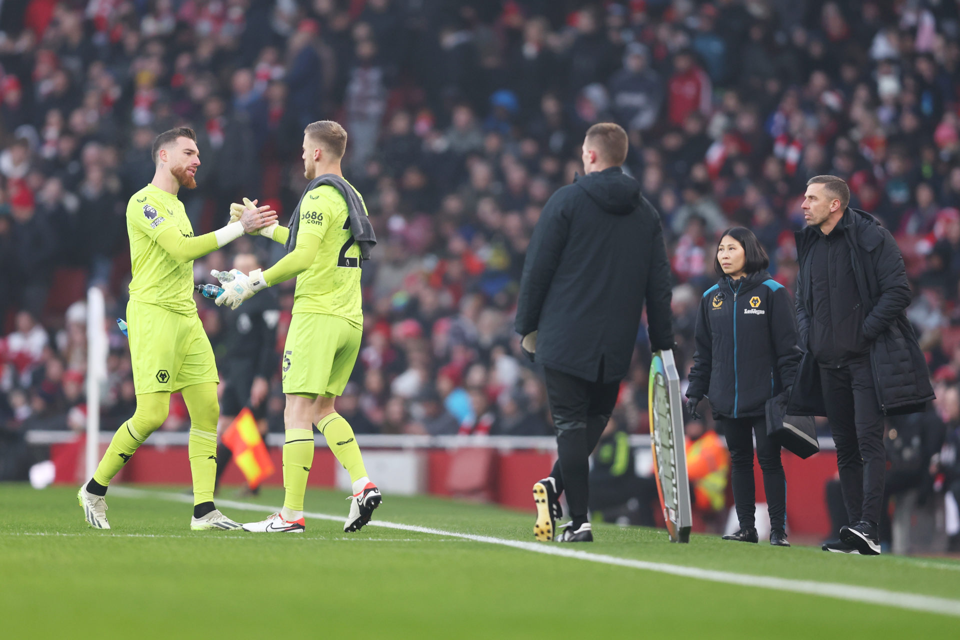 Huge blow for Wolves as Jose Sa is withdrawn through injury v Arsenal