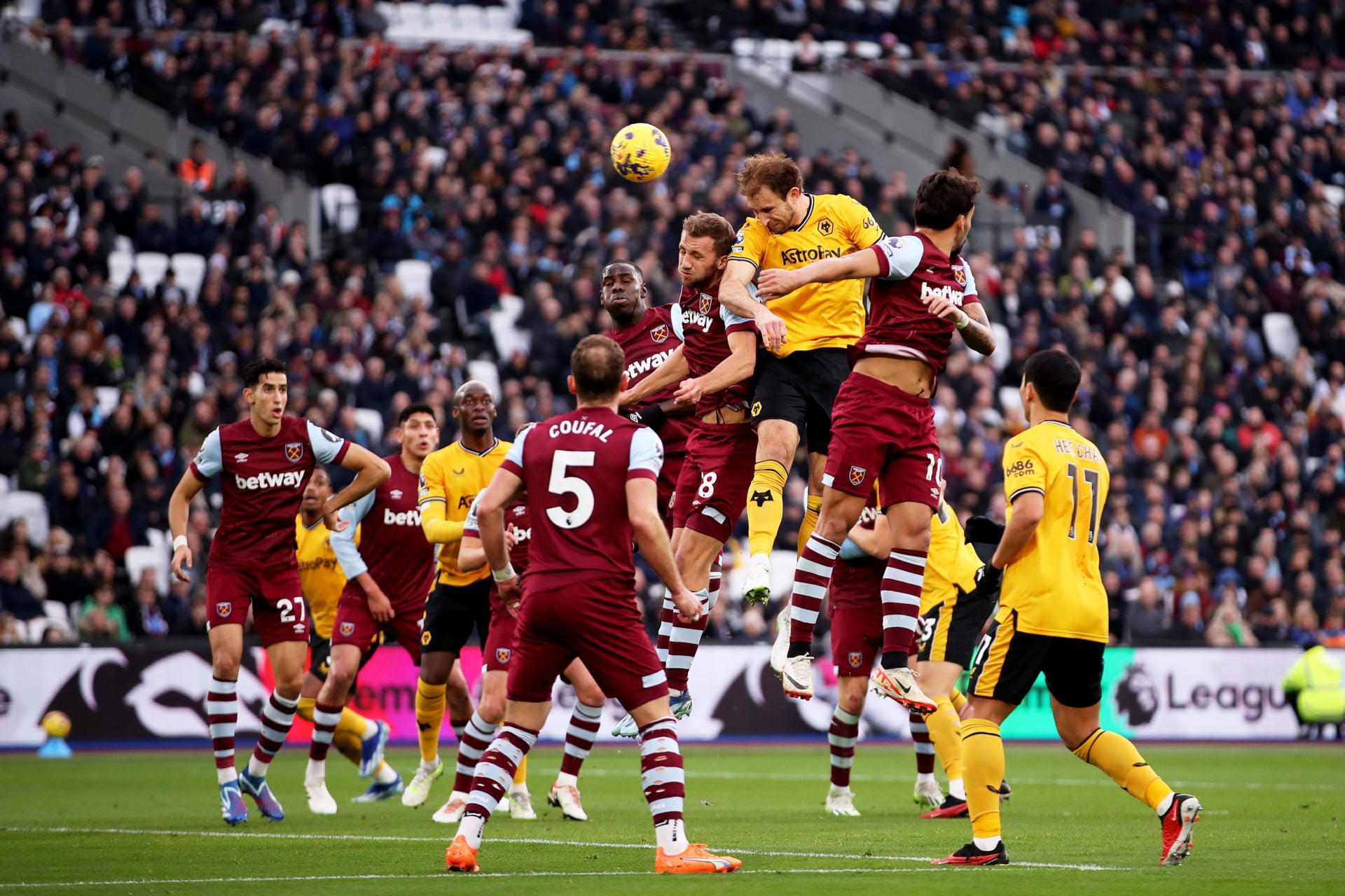 Craig Dawson offers 'disappointing' verdict on Wolves defeat to West Ham