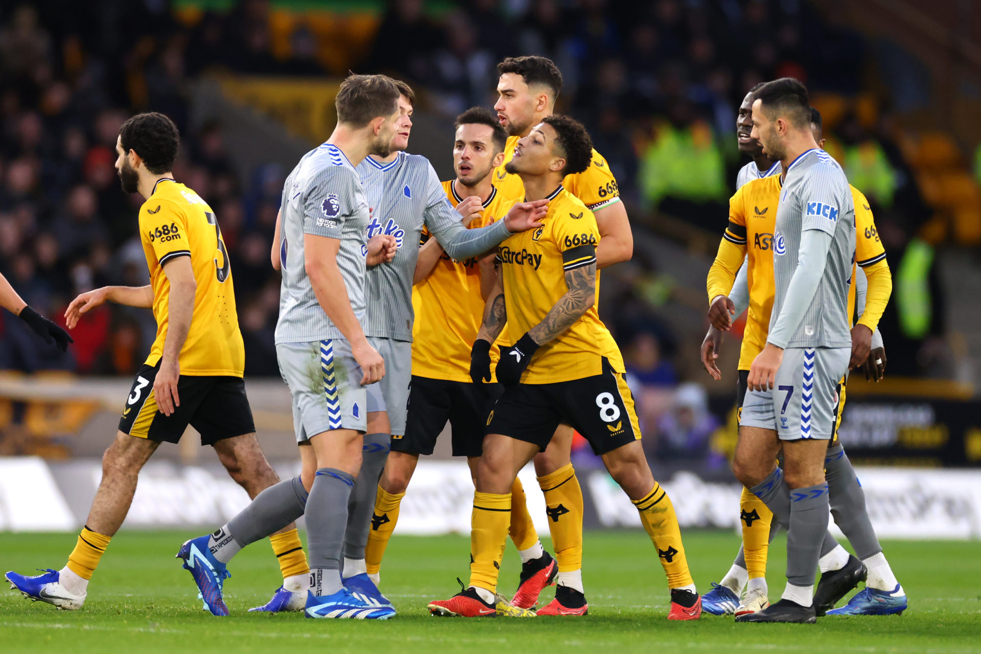 £30k-a-week Wolves player won't be leaving unless 'ridiculous' money is ...