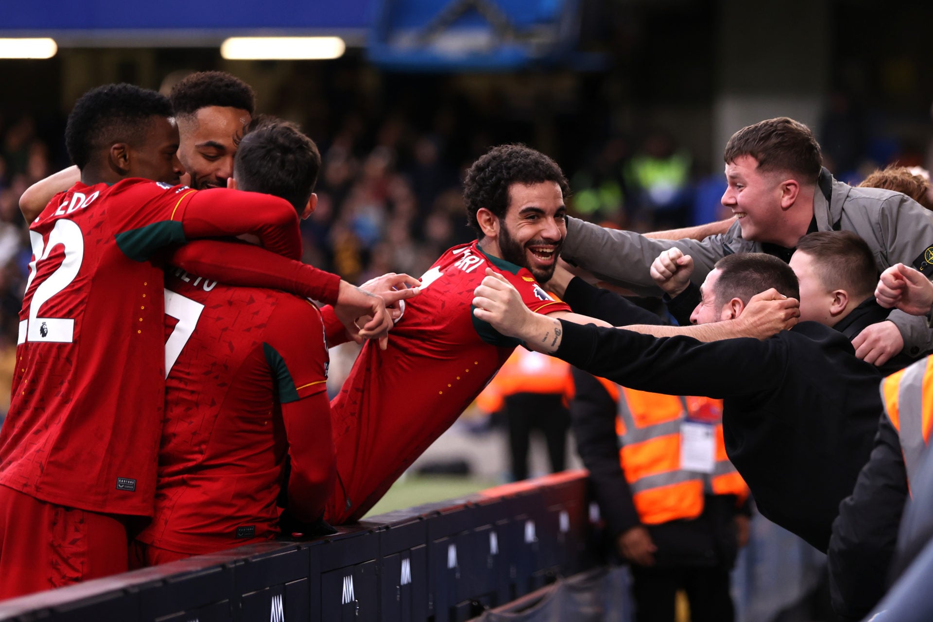 Why £10m Wolves star could now see Gary O'Neil change his position