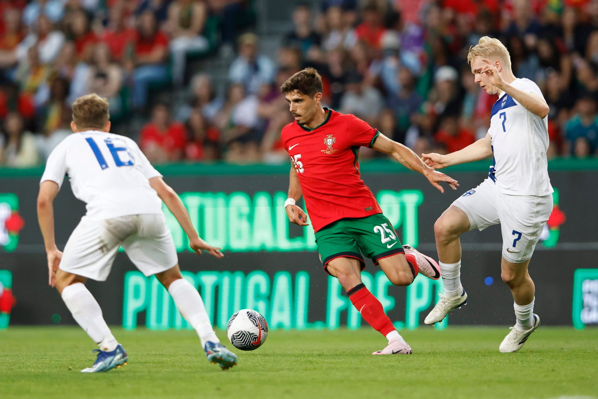 How Wolves star Pedro Neto fared in Portugal's 4-2 win over Finland ...