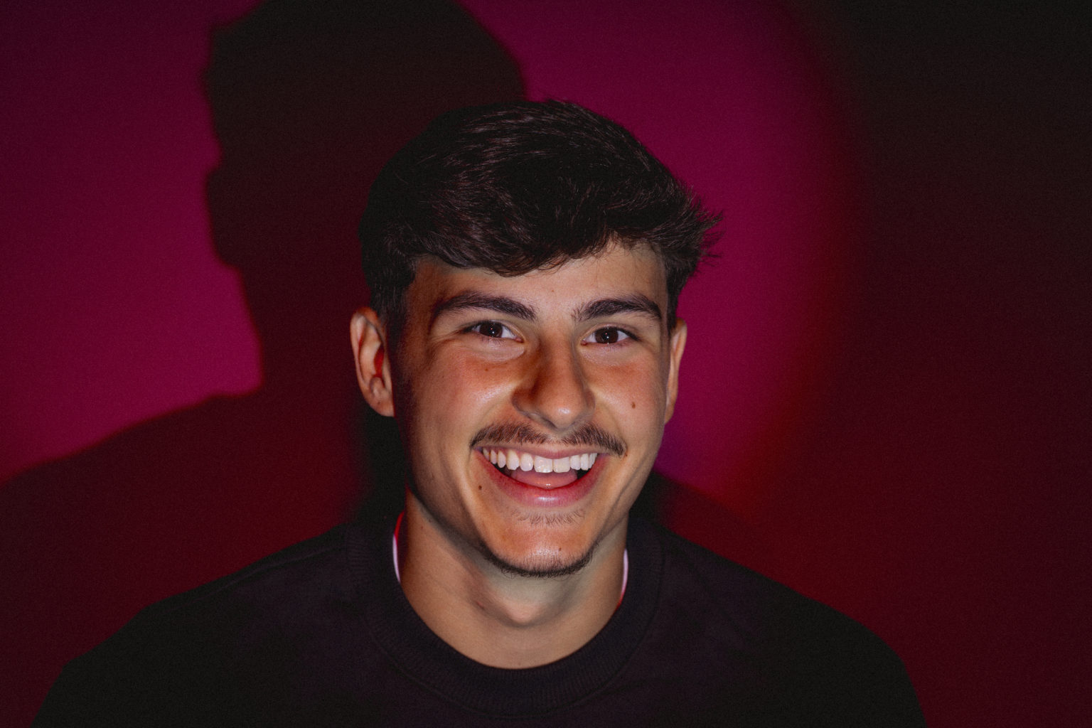 Gary O'Neil says Rodrigo Gomes reminds him of another Wolves star, and ...