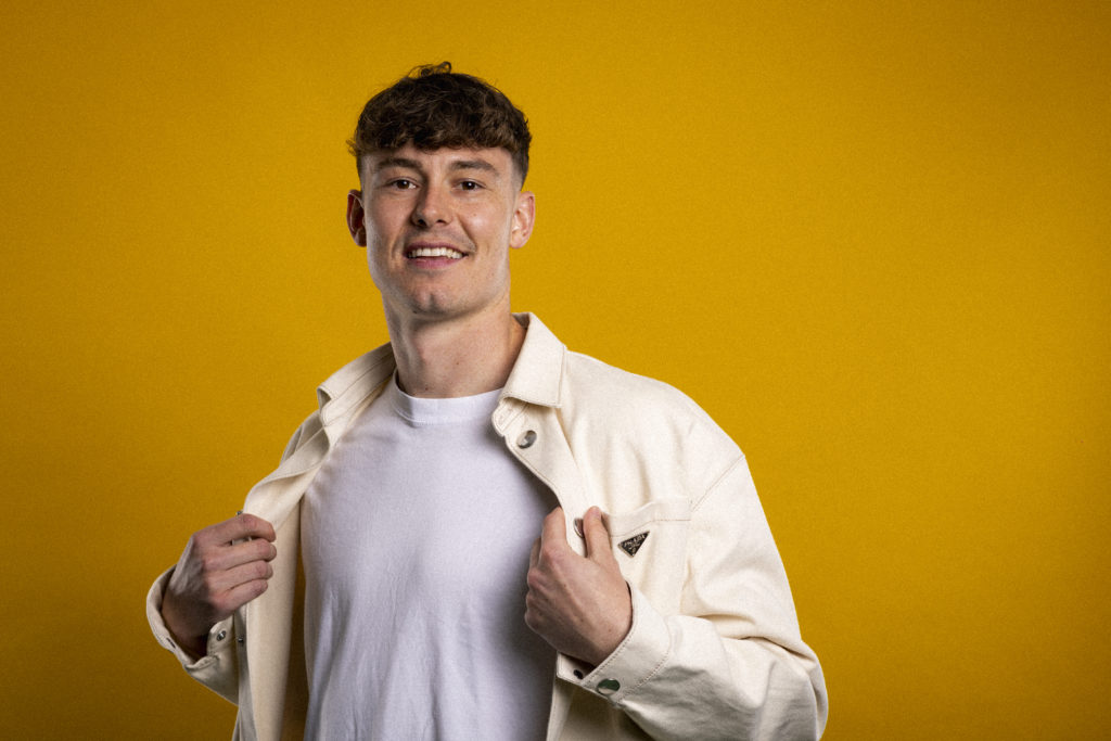 Jorgen Strand Larsen makes first Instagram post as a new Wolves player