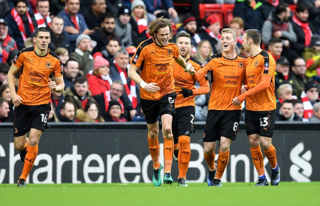 Former Wolves favourite with over 250 appearances in Old Gold announces ...