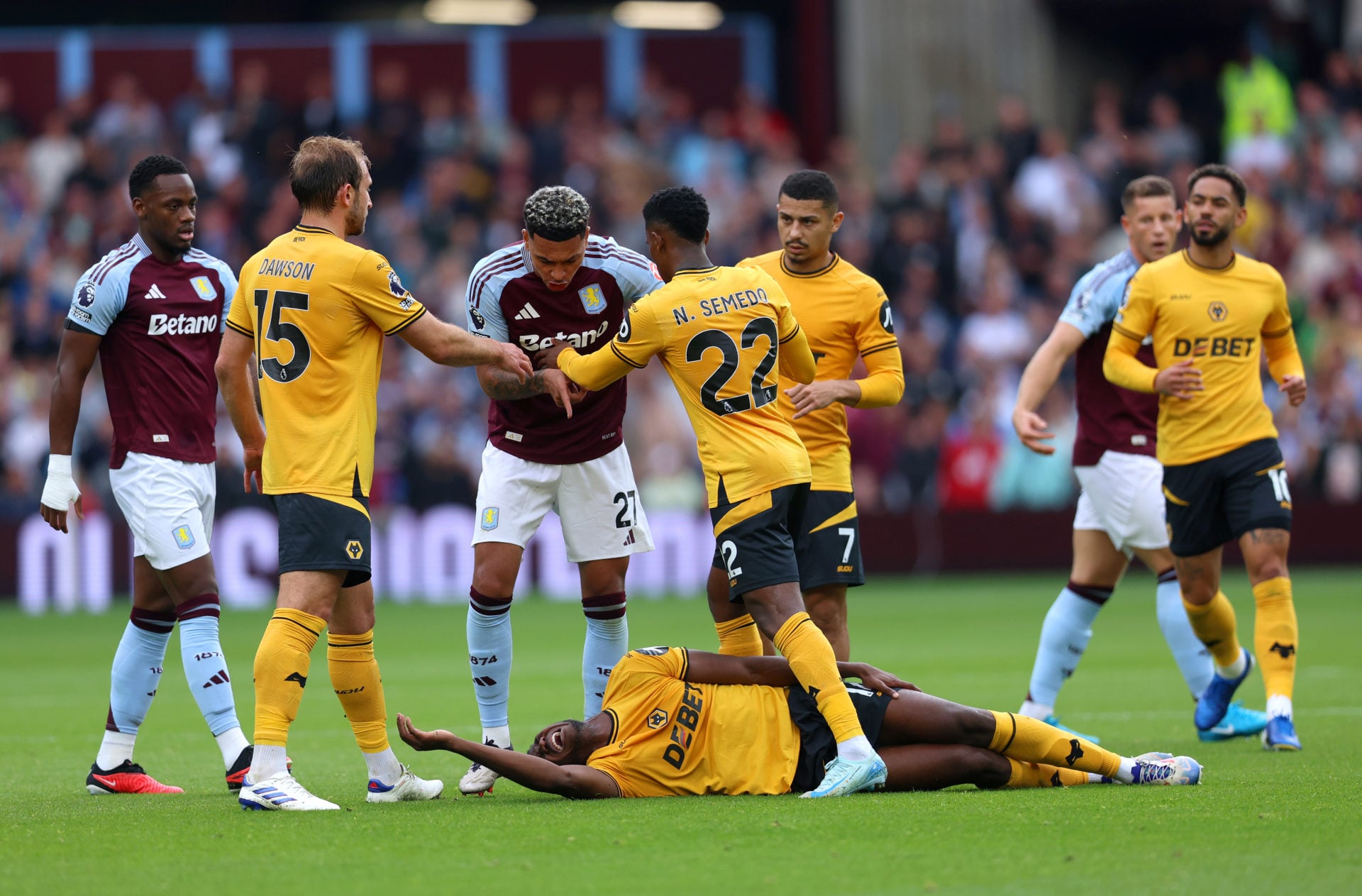 Wolves in dire situation as Gary O'Neil provides Yerson Mosquera injury ...