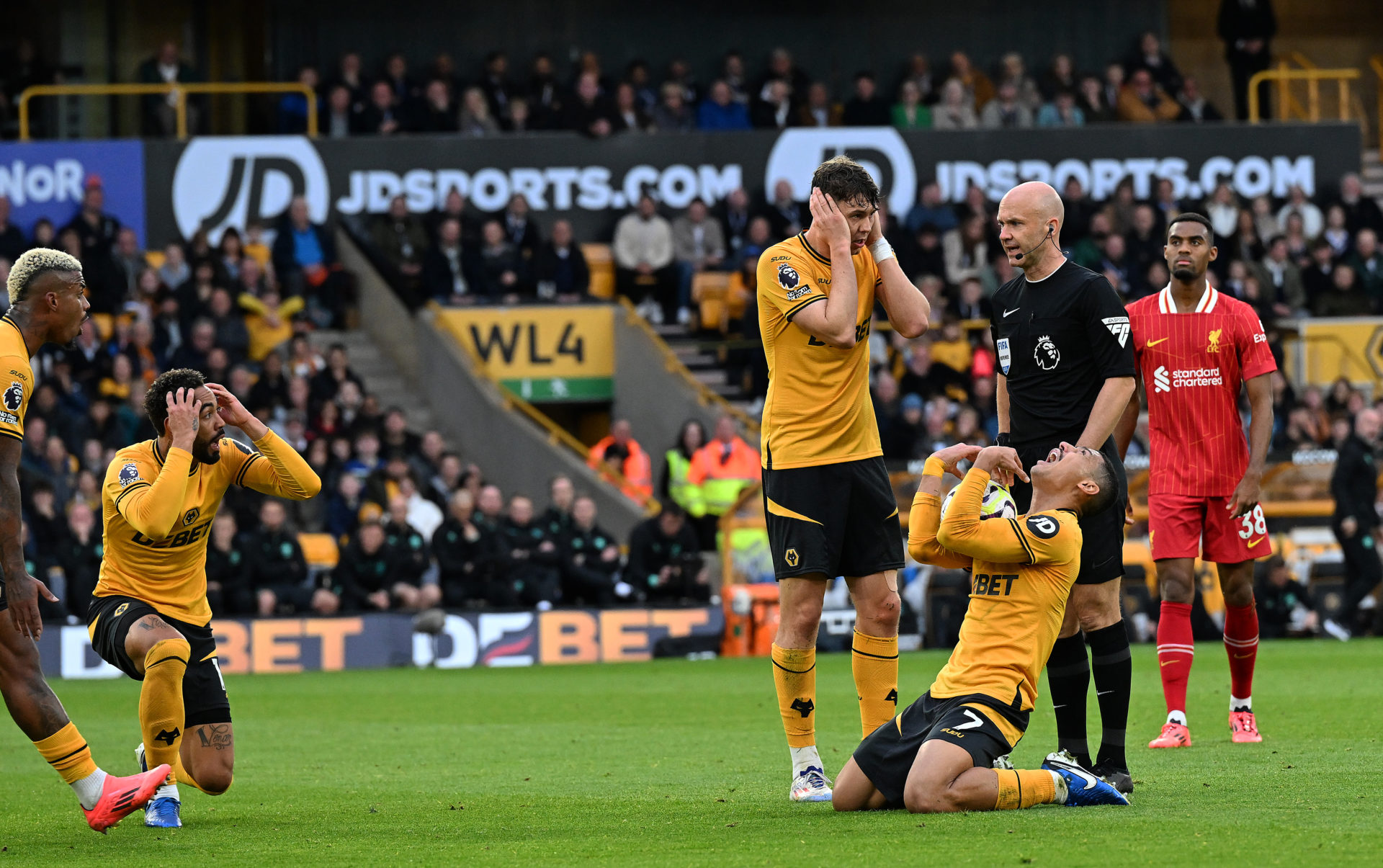 Wolves have a 'superstar' talent who can play a vital role for Gary O ...