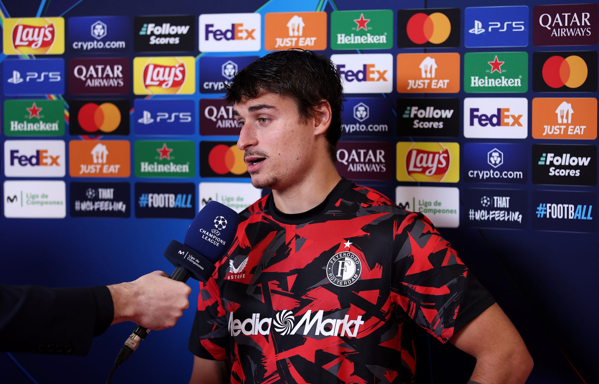 How Dutch media reacted to Wolves loanee Hugo Bueno’s Champions League ...