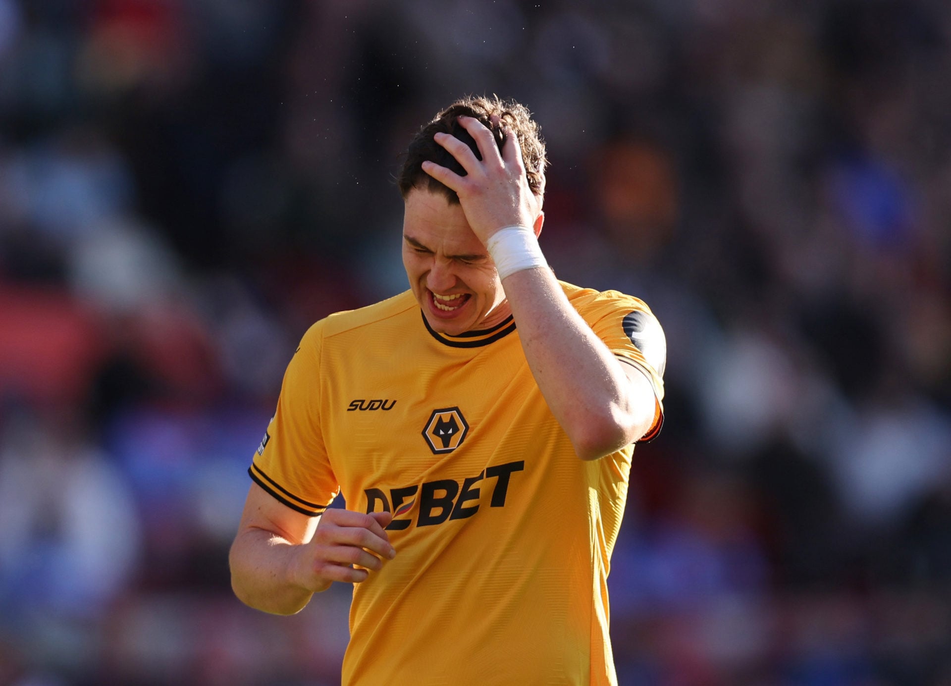 Jorgen Strand Larsen has a 40-word message for Wolves fans after ...