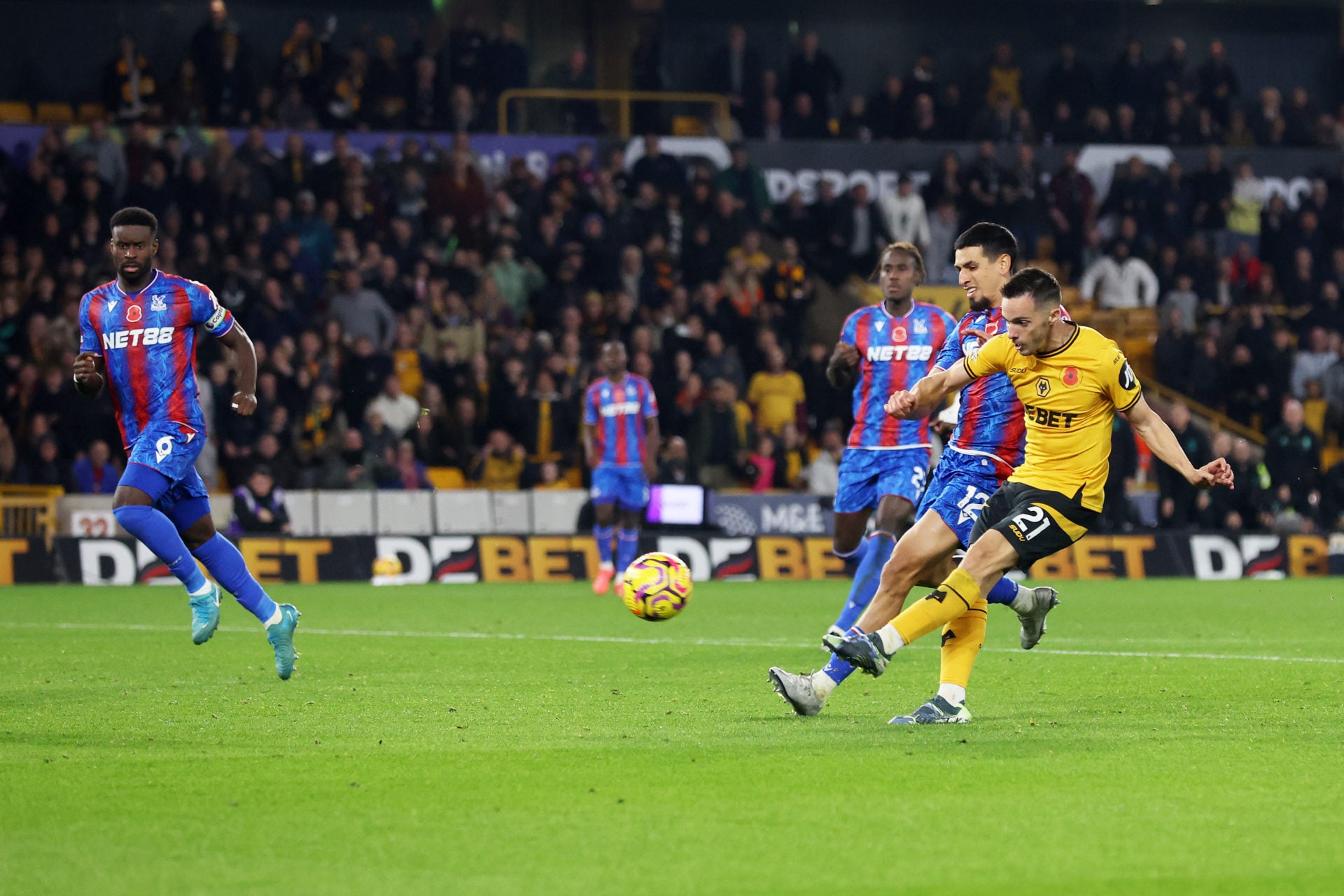 Wolves fans all in agreement about Pablo Sarabia after Crystal Palace ...