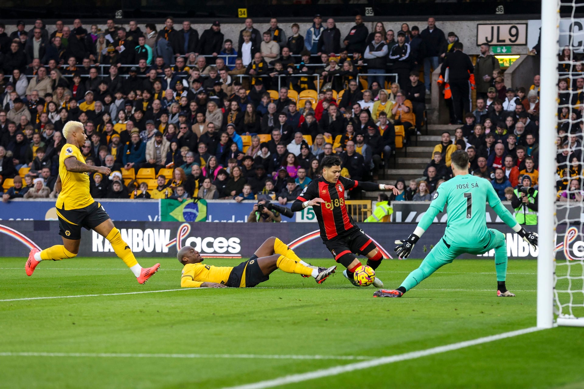 Wolves vs Everton: Predicted lineup, team news and injury updates as ...