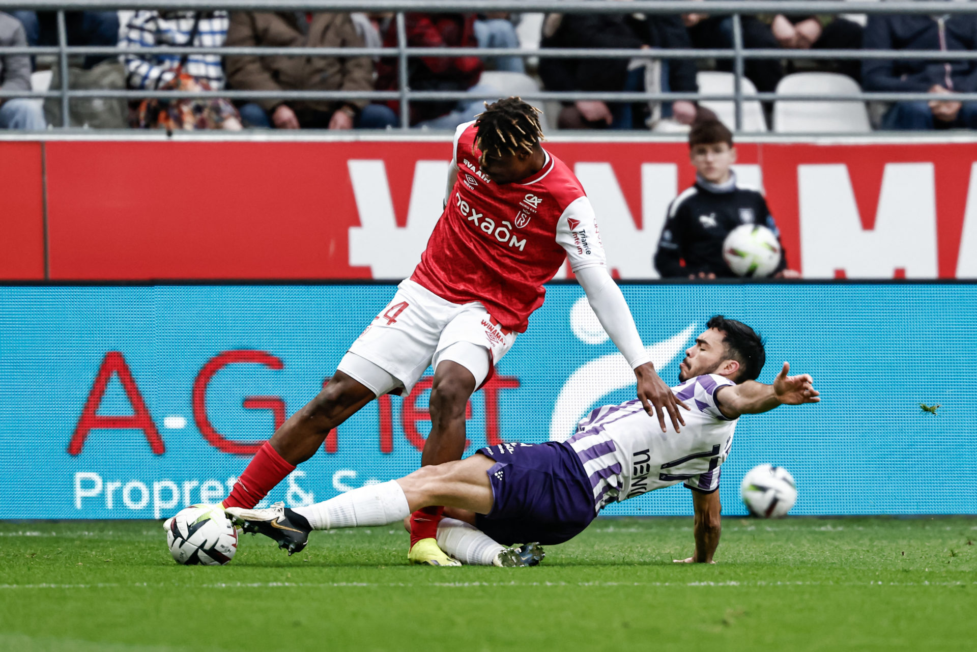 Prospective new Wolves signing expected to be at Molineux for ...