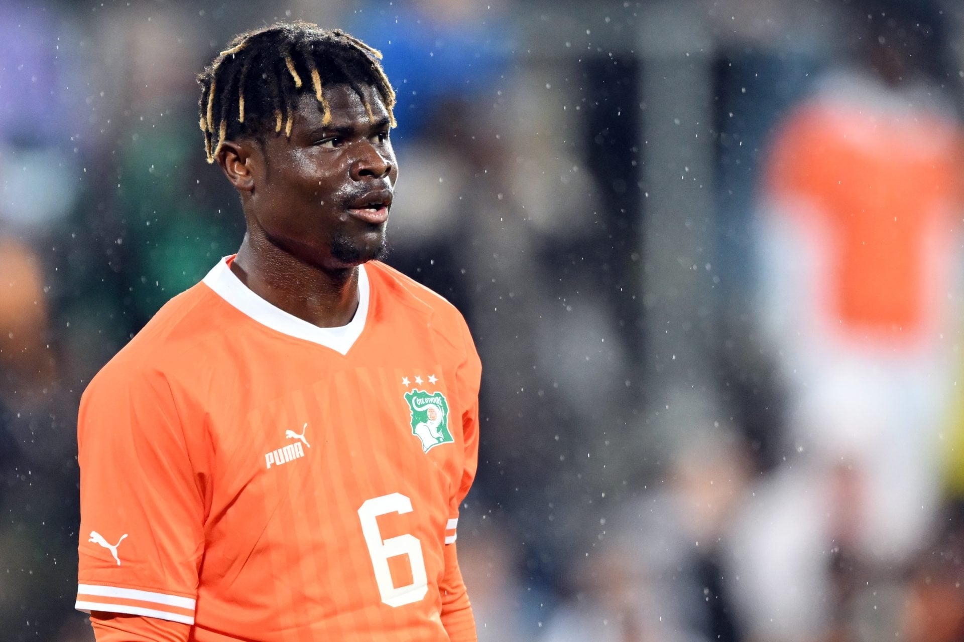 Emmanuel Agbadou sends encouraging first message to fans after Wolves ...