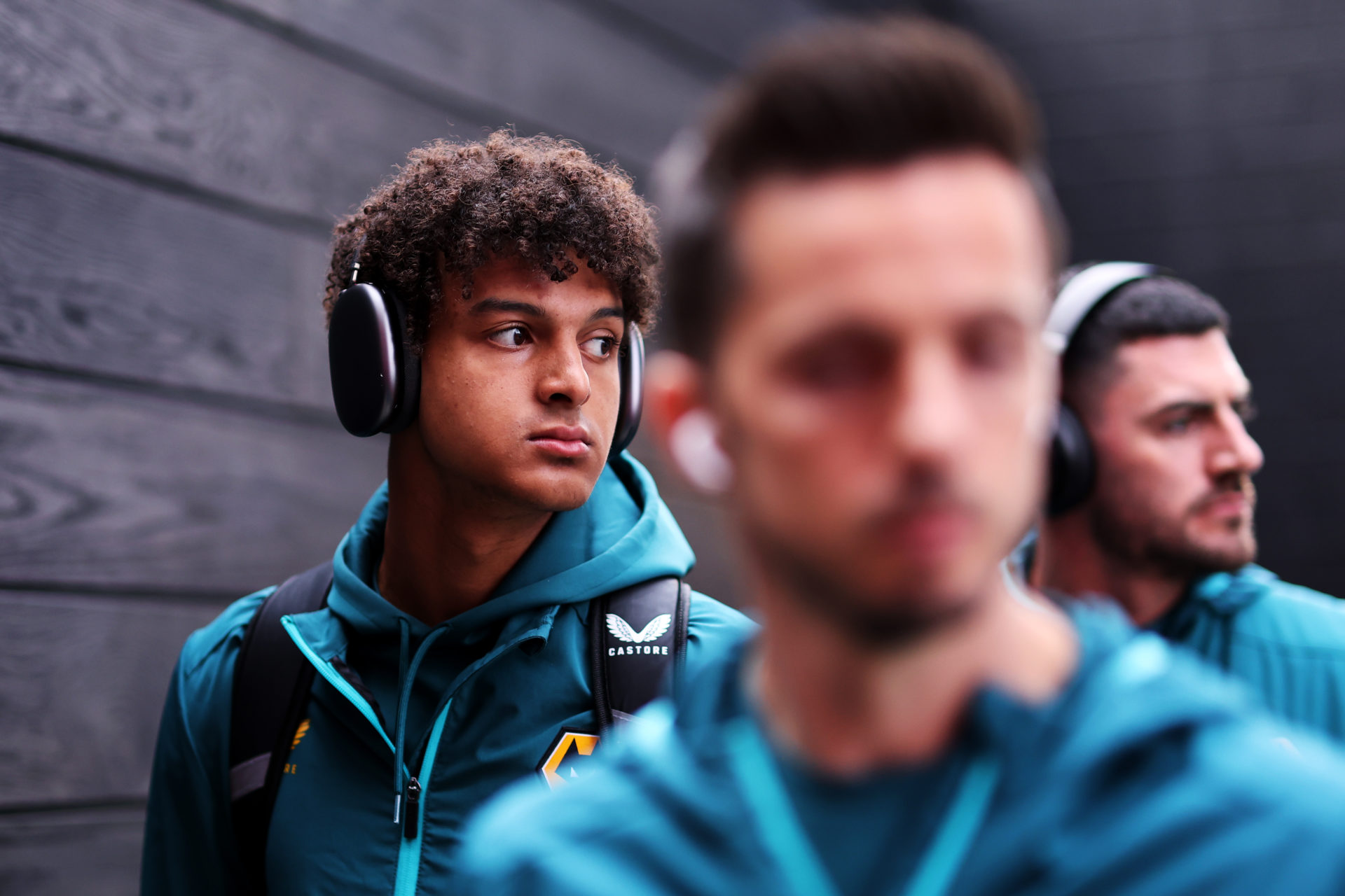 Wolves youngster confirms he has ruptured his ACL and that his season ...