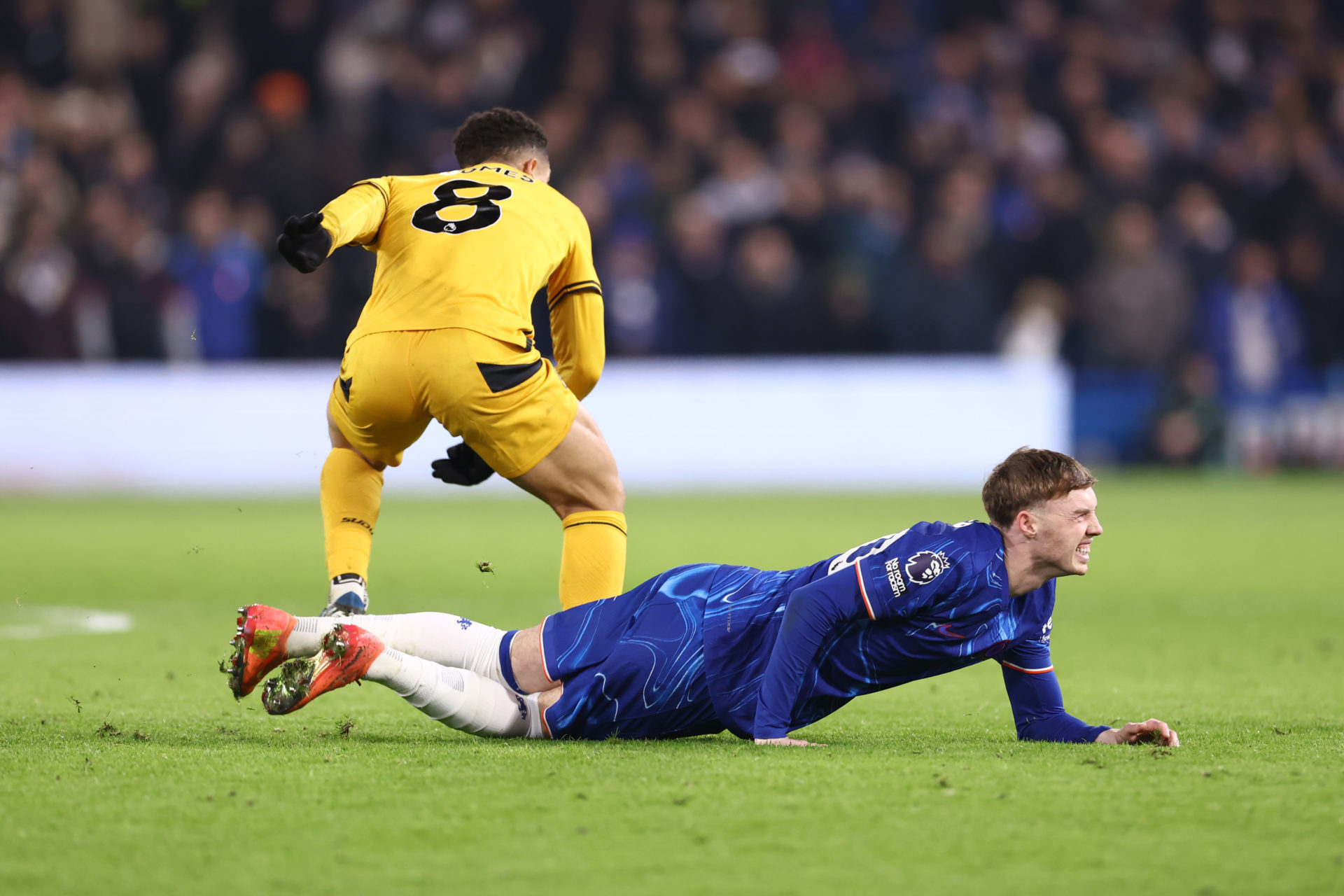 Andy Thompson suggests the one player who is setting an example to his ...