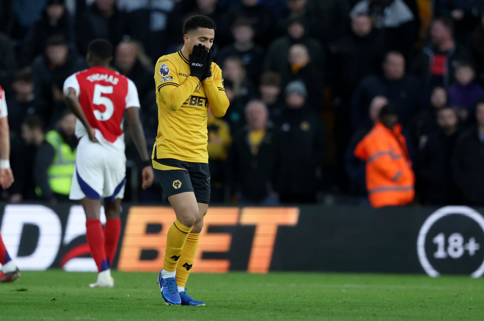 Vitor Pereira gives brutally honest response to Joao Gomes' red card vs ...