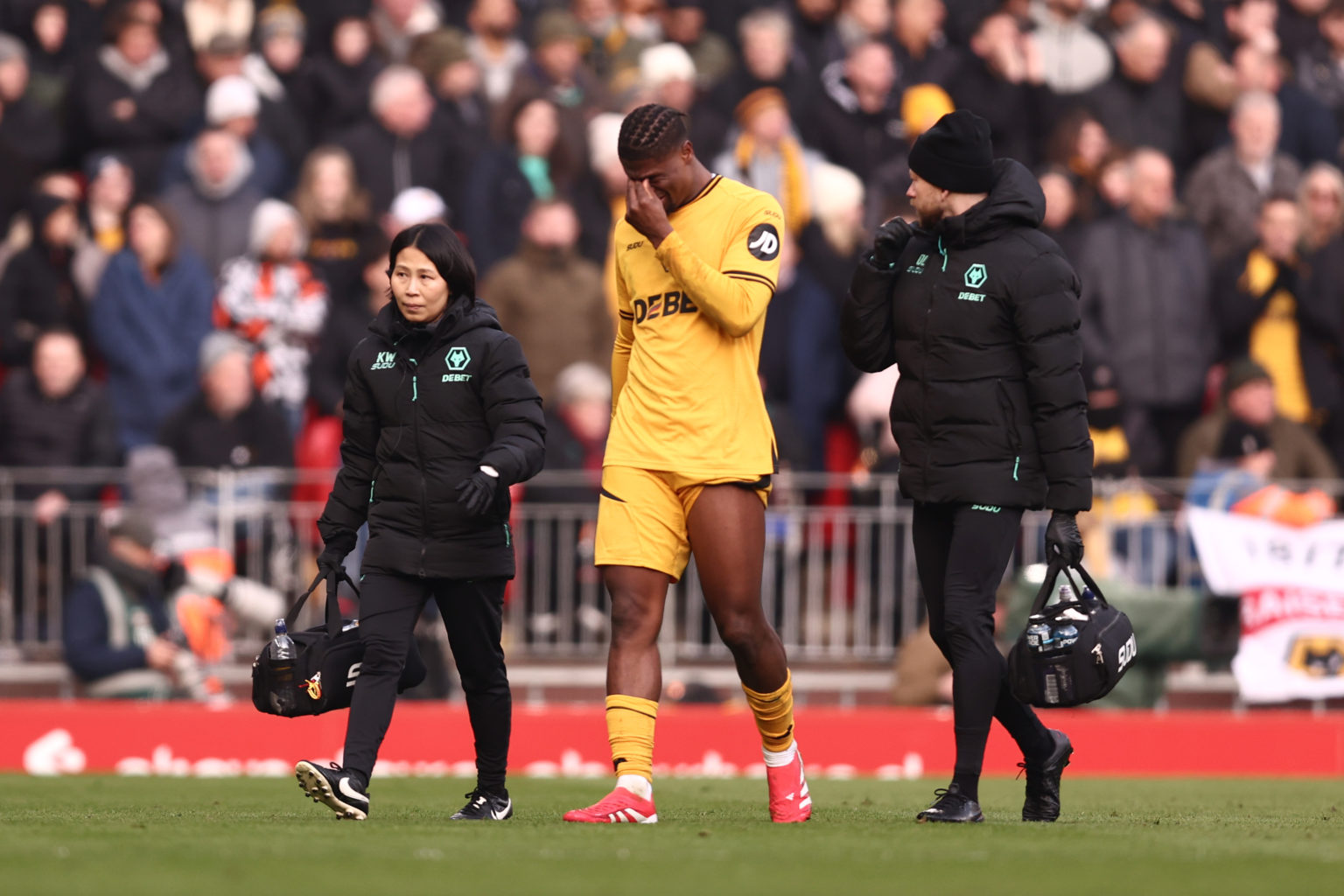 Vitor Pereira nightmare as Wolves learn Emmanuel Agbadou injury ...