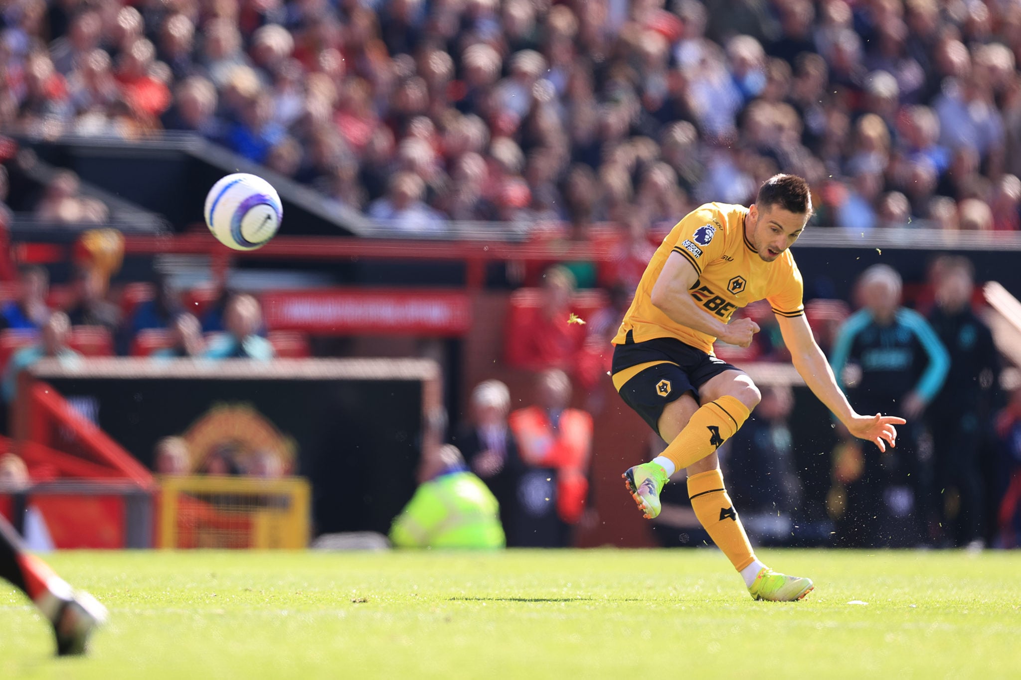Player ratings vs Man United, two 8/10s as Pablo Sarabia scores stunner ...