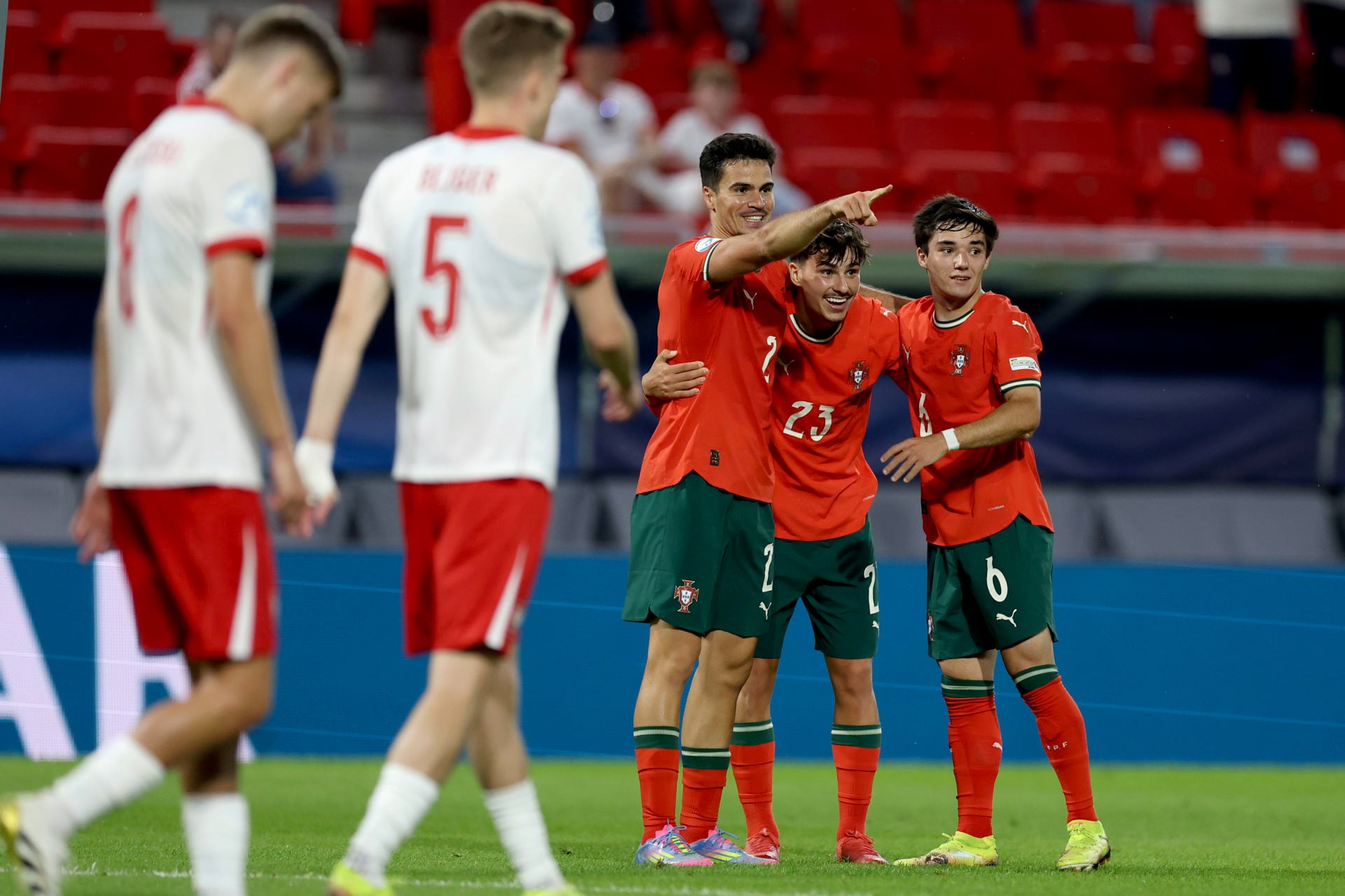 Rodrigo Gomes lauded by international manager after Wolves star’s ...