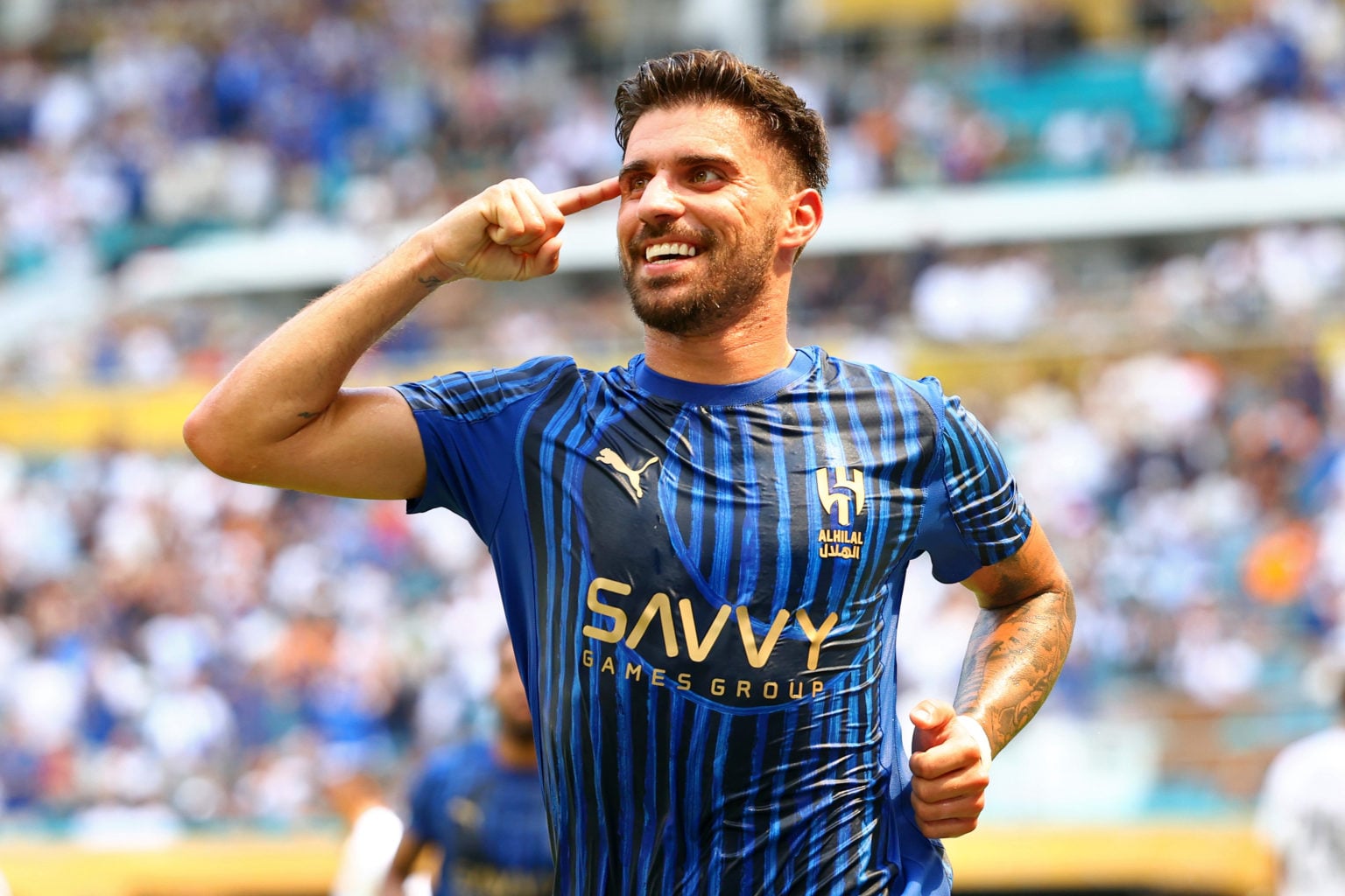 ‘The king’… Wolves fans left stunned after what Ruben Neves did against ...