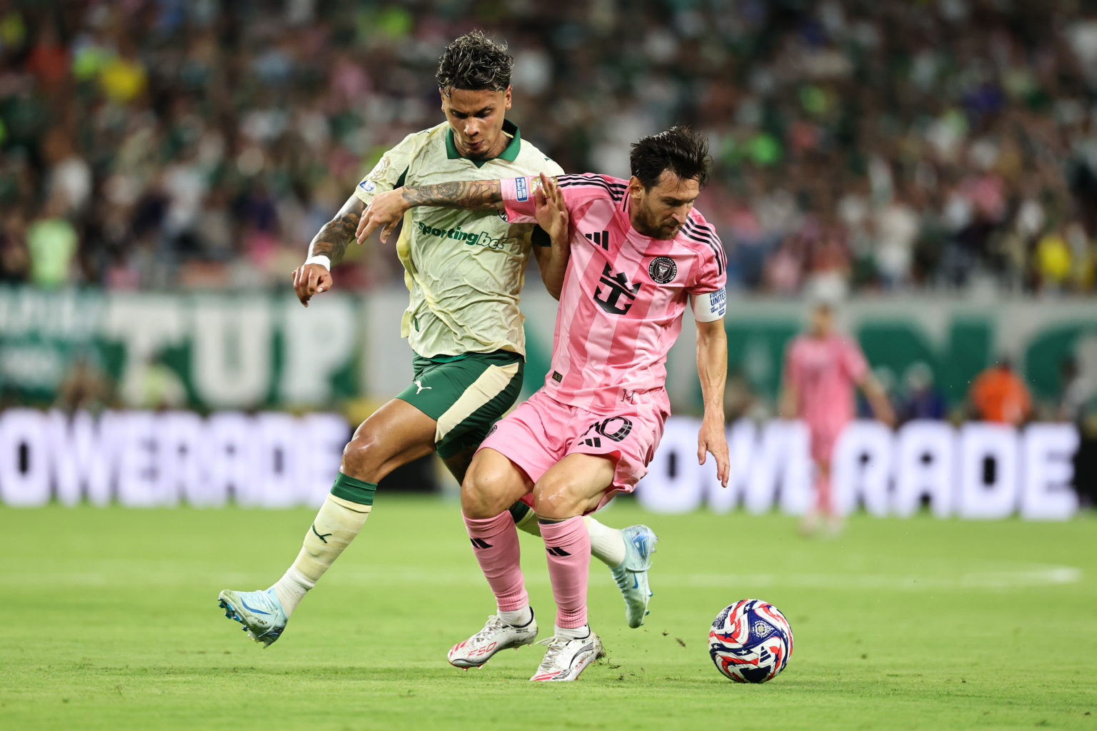 Wolves target outshines Lionel Messi at the Club World Cup, but Vitor ...