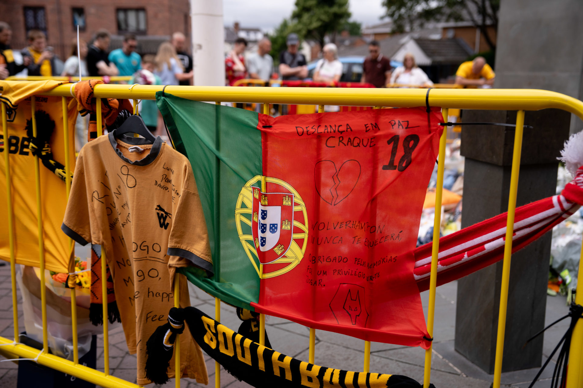 Heartfelt Diogo Jota tribute soon to appear near Molineux as former ...