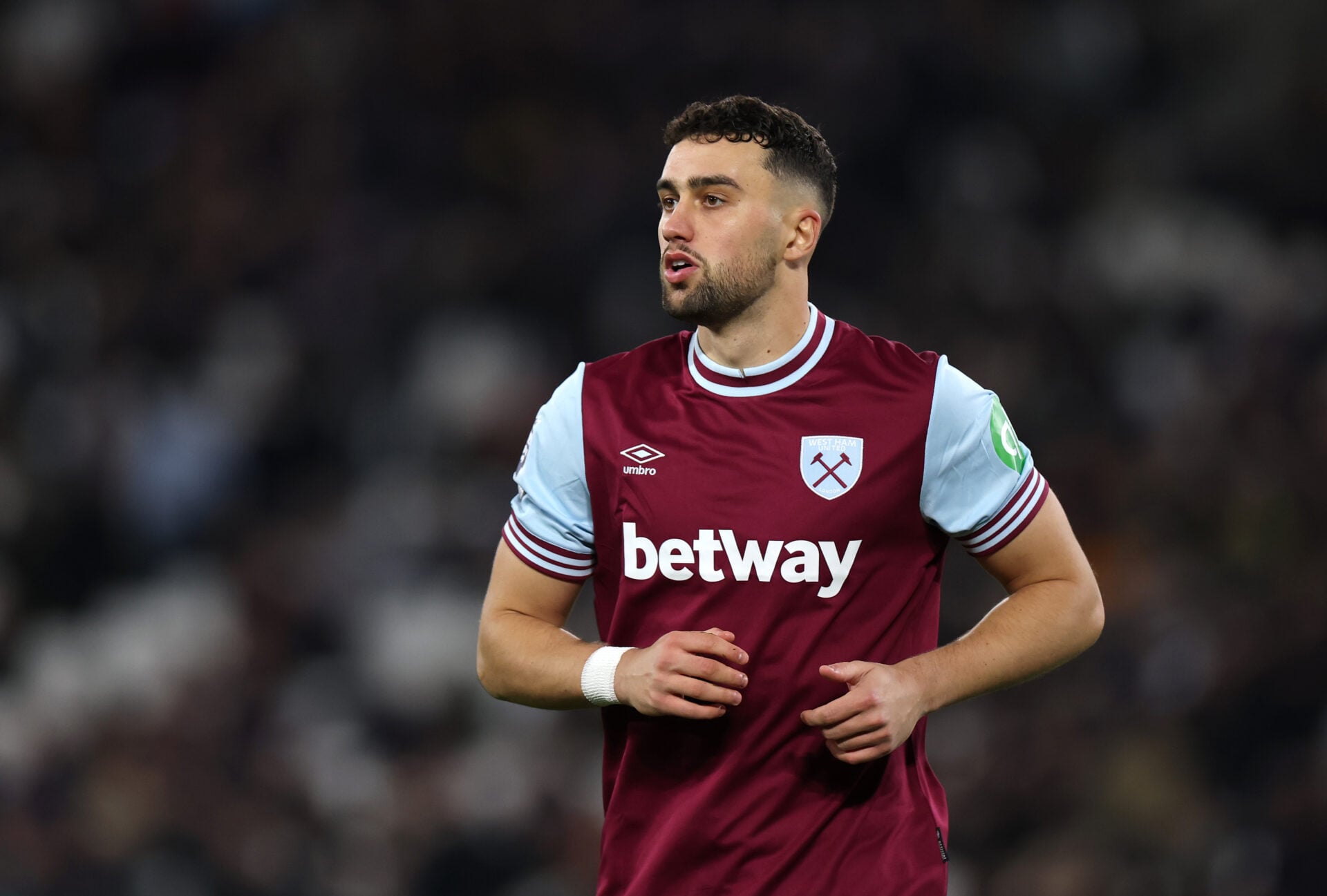 Gary O'Neil spots worrying trait former Wolves star Max Kilman is still ...