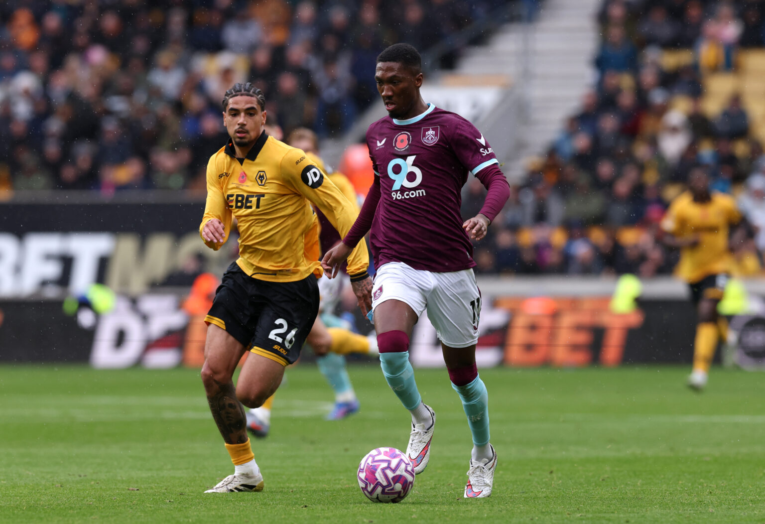 Wolves fans are all in agreement about Ki-Jana Hoever vs Burnley after ...