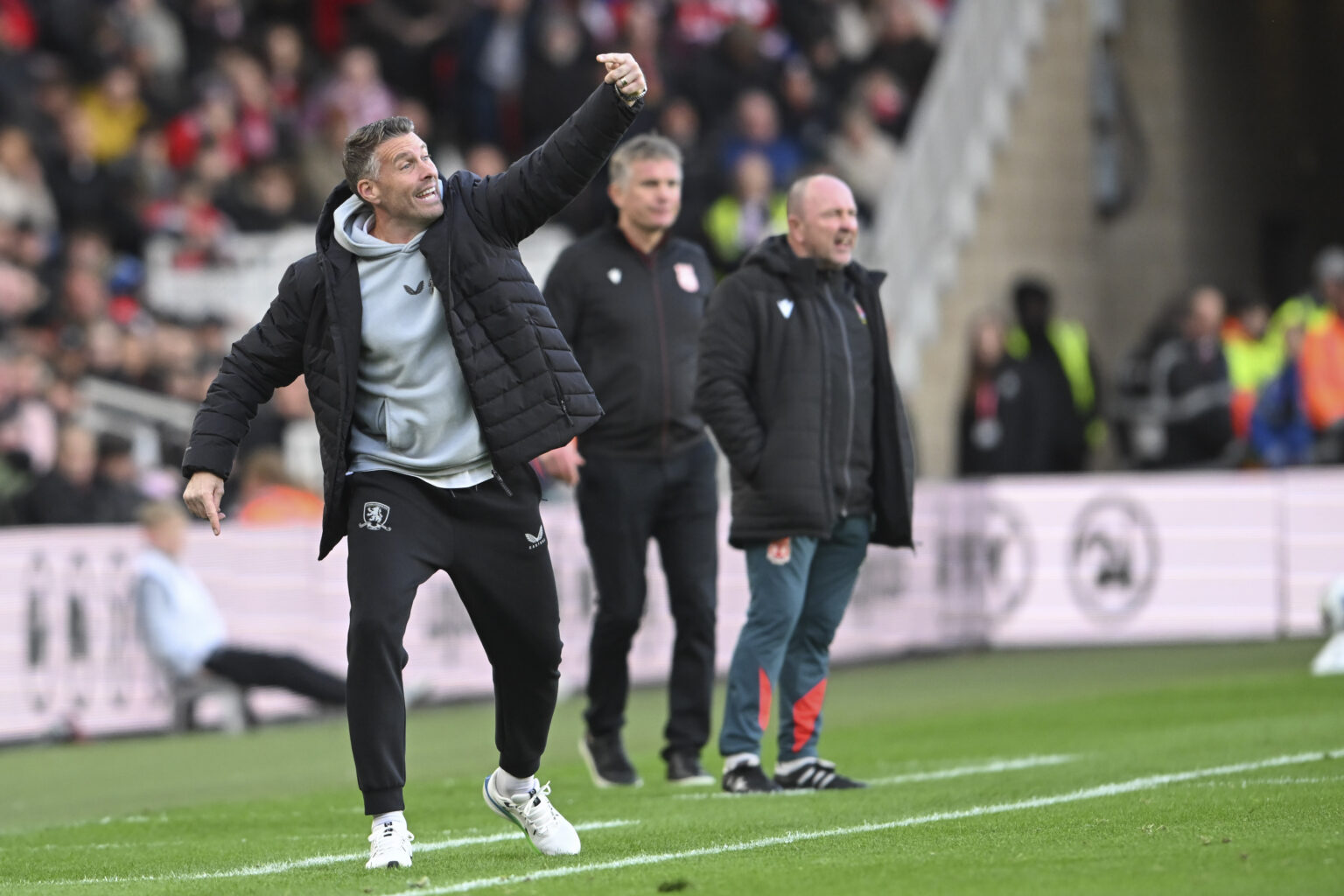 Why Jeff Shi personally wants Rob Edwards as Wolves negotiations ...