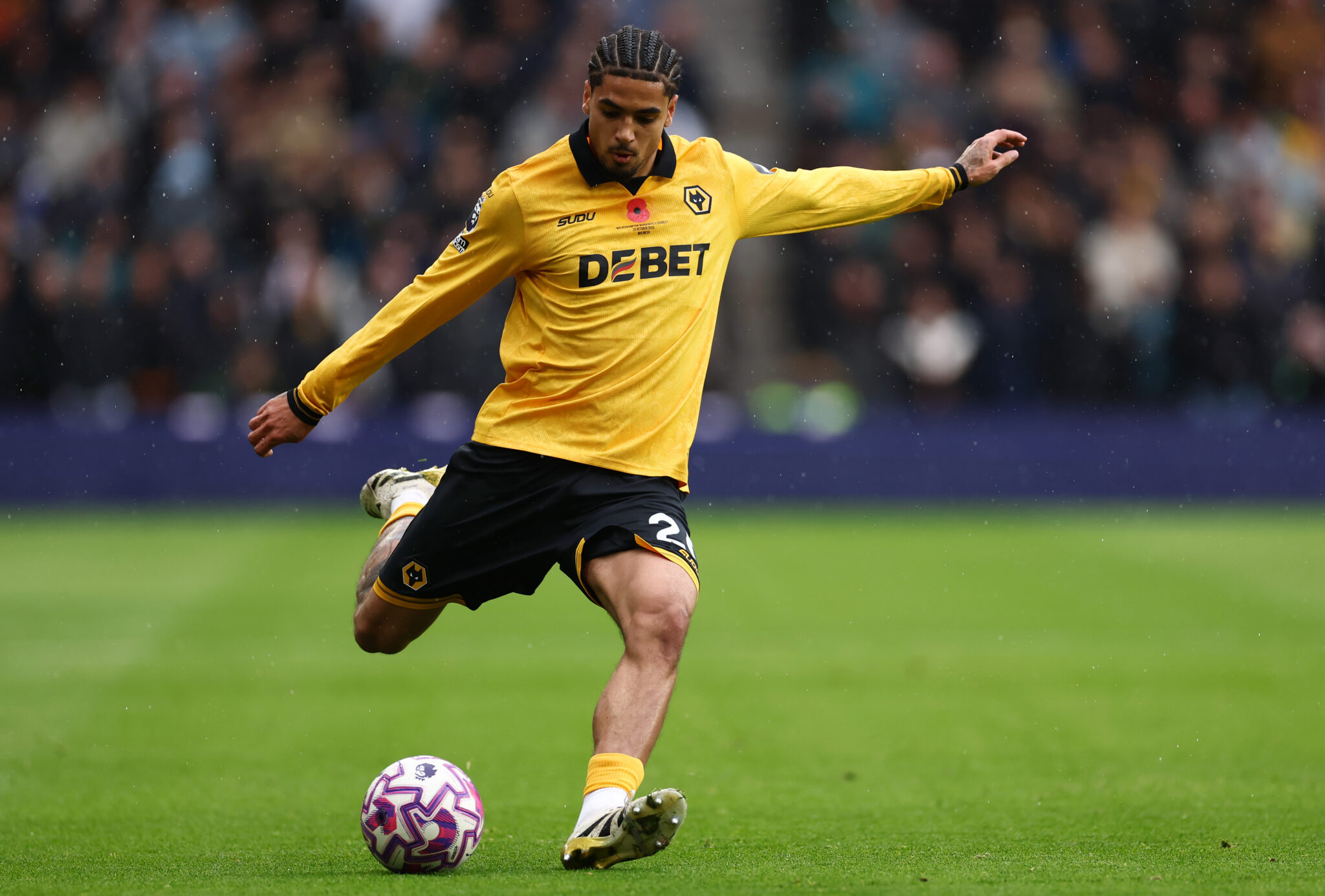 Wolves have a Ki-Jana Hoever decision they must make, and the answer ...